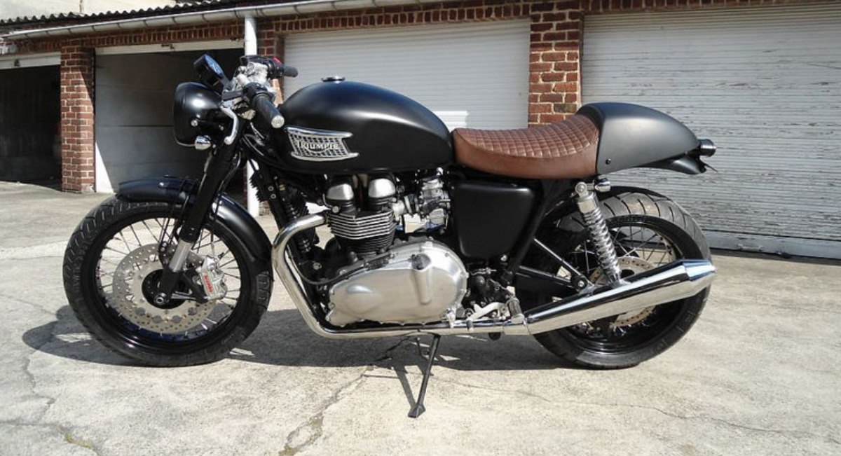 Customs - Triumph Zaventem - TC Moto